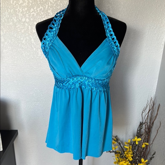 Windsor | Tops | Windsor Blue Halter With Elegant Design | Poshmark